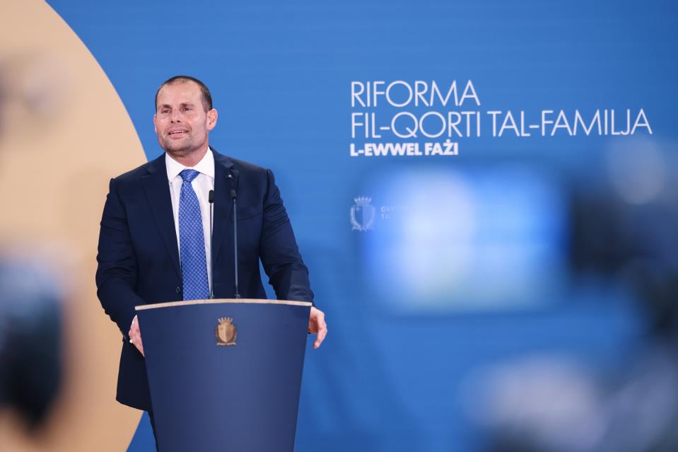 Prime Minister unveils overhaul of family court system in new reform ...